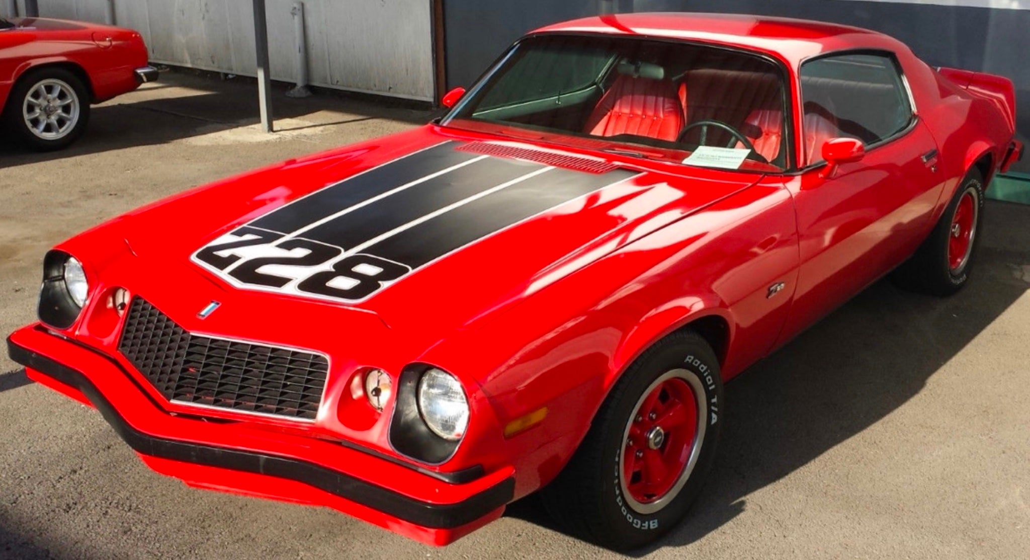 GM WA4330 Medium Red Basecoat With Reducer Gallon (Basecoat Only ...